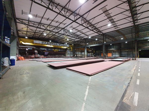 Staalstraal Brabant brightens up with Intenz Output highbays from Rubitech – Rubitech Group